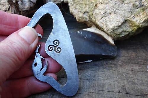 'Fighting Snakes' Striker - 75mm - Triskele - Traditional 'Flint ...