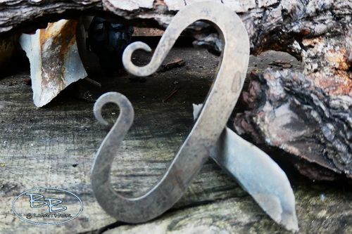 'Beaver Creek' Hand Crafted Leather Tinderbox with Built-in Solar Lens ...