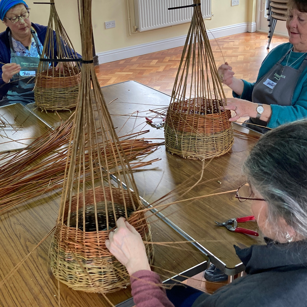 Willow Basket Workshop at Three Little Pigs - Making a beautiful ...