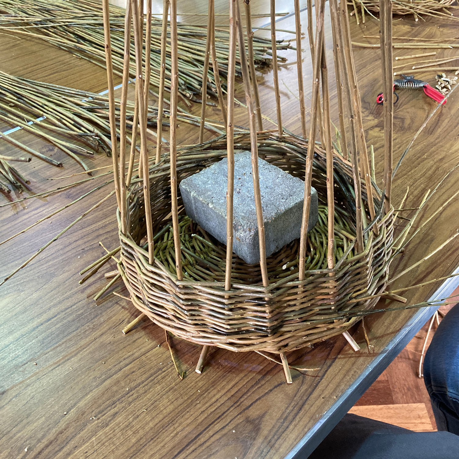Willow Basket Workshop at Three Little Pigs - Making a beautiful ...