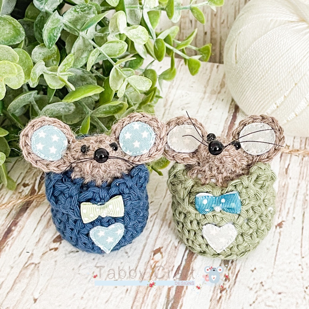 Teeny Boy Jumper Mouse with Bow Tie - Assorted Colours