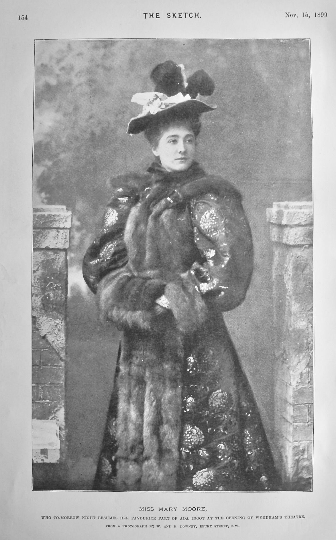 Miss Mary Moore, 1899.