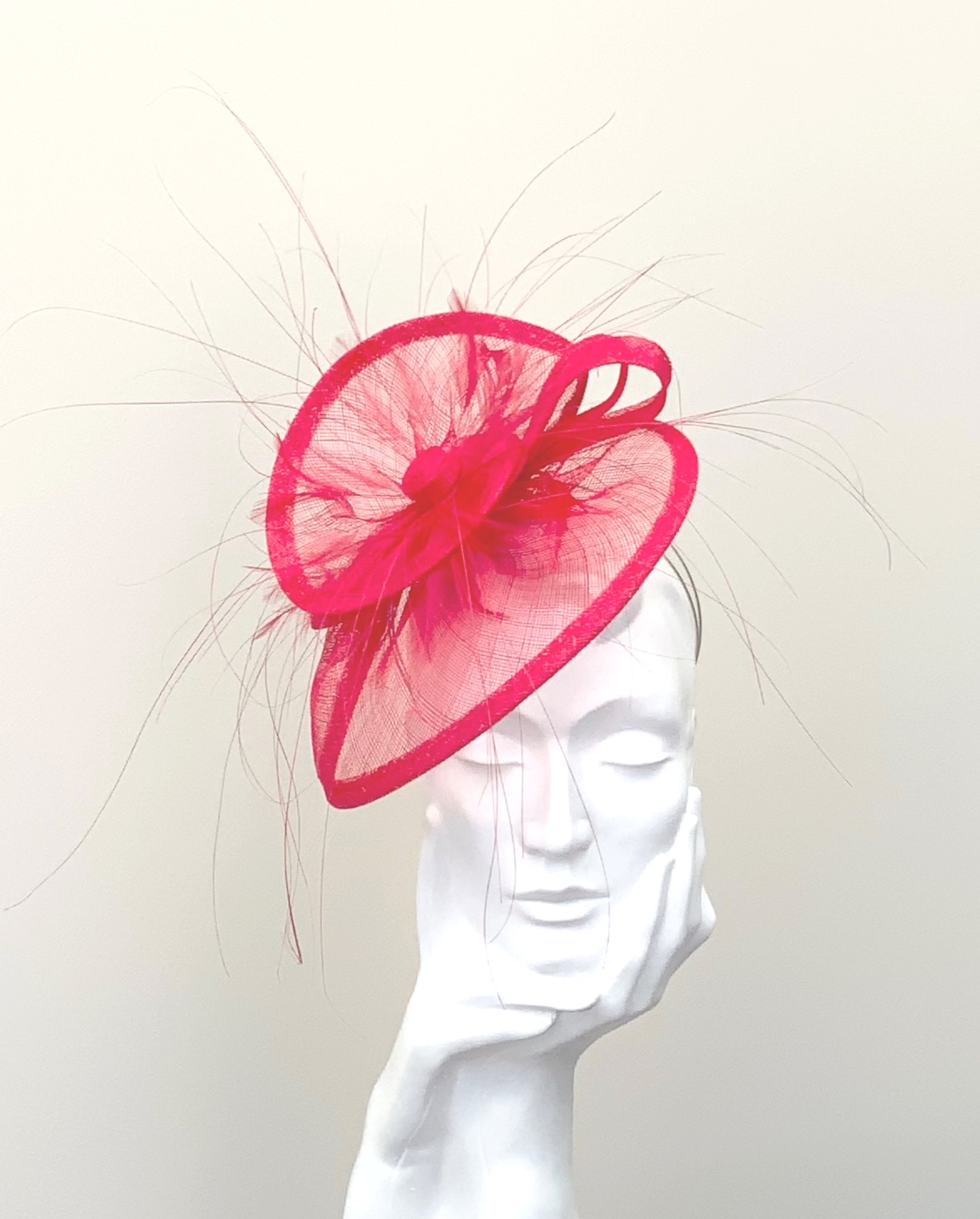 Red disc Fascinator 1db