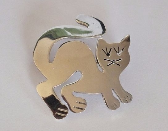 925 Sterling Silver Cat Brooch