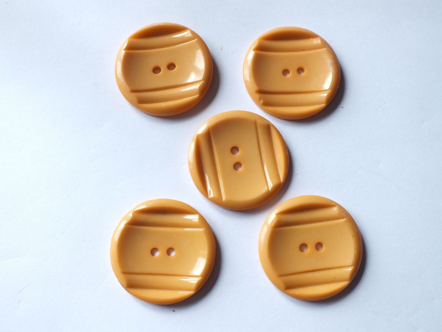 35mm and Over Diameter Buttons - Rhodons Collectables Shop - Antiques ...