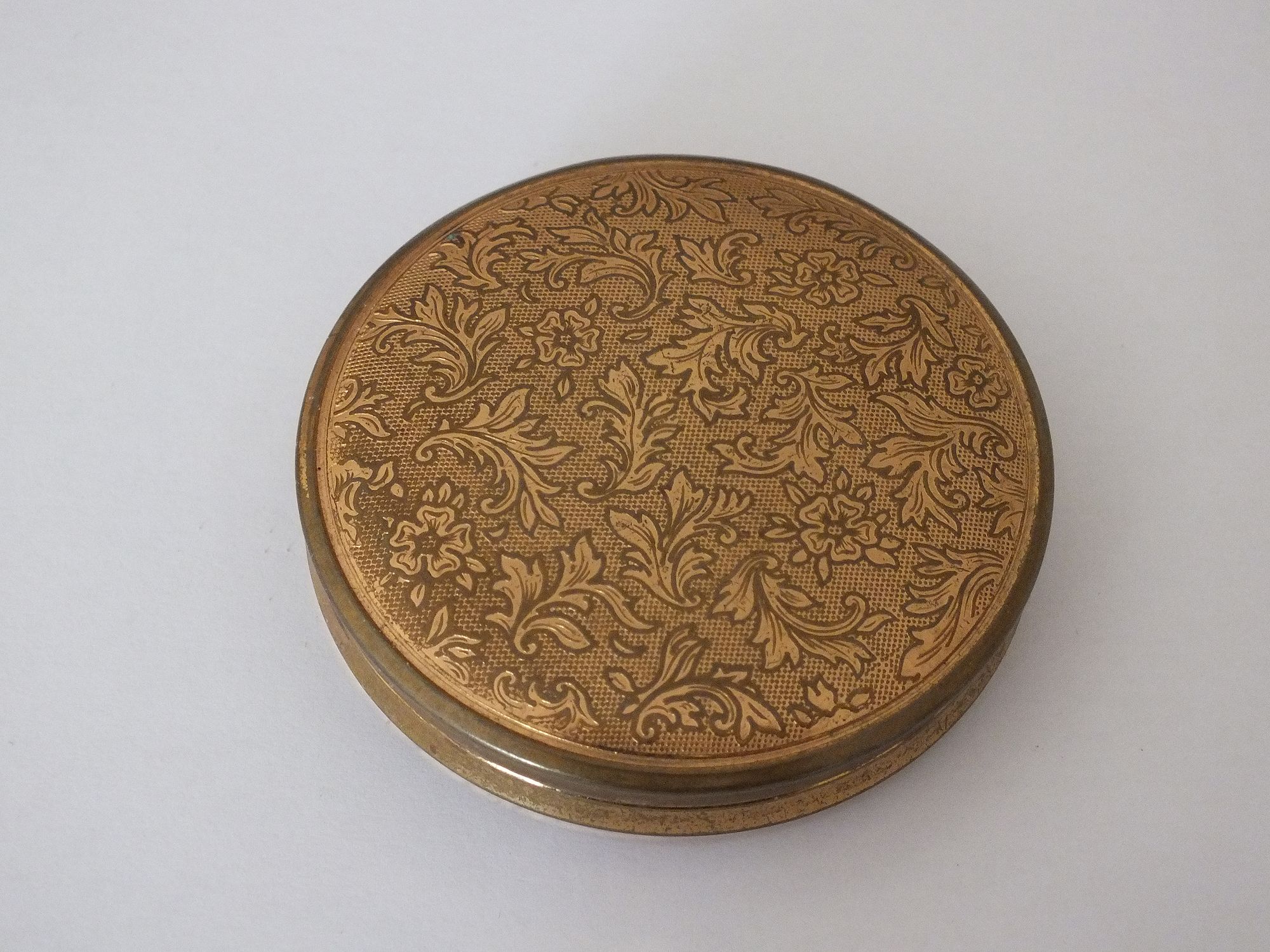 Ladies Melissa Powder Compact-Painted Enamels-Floral Design-1950s ...