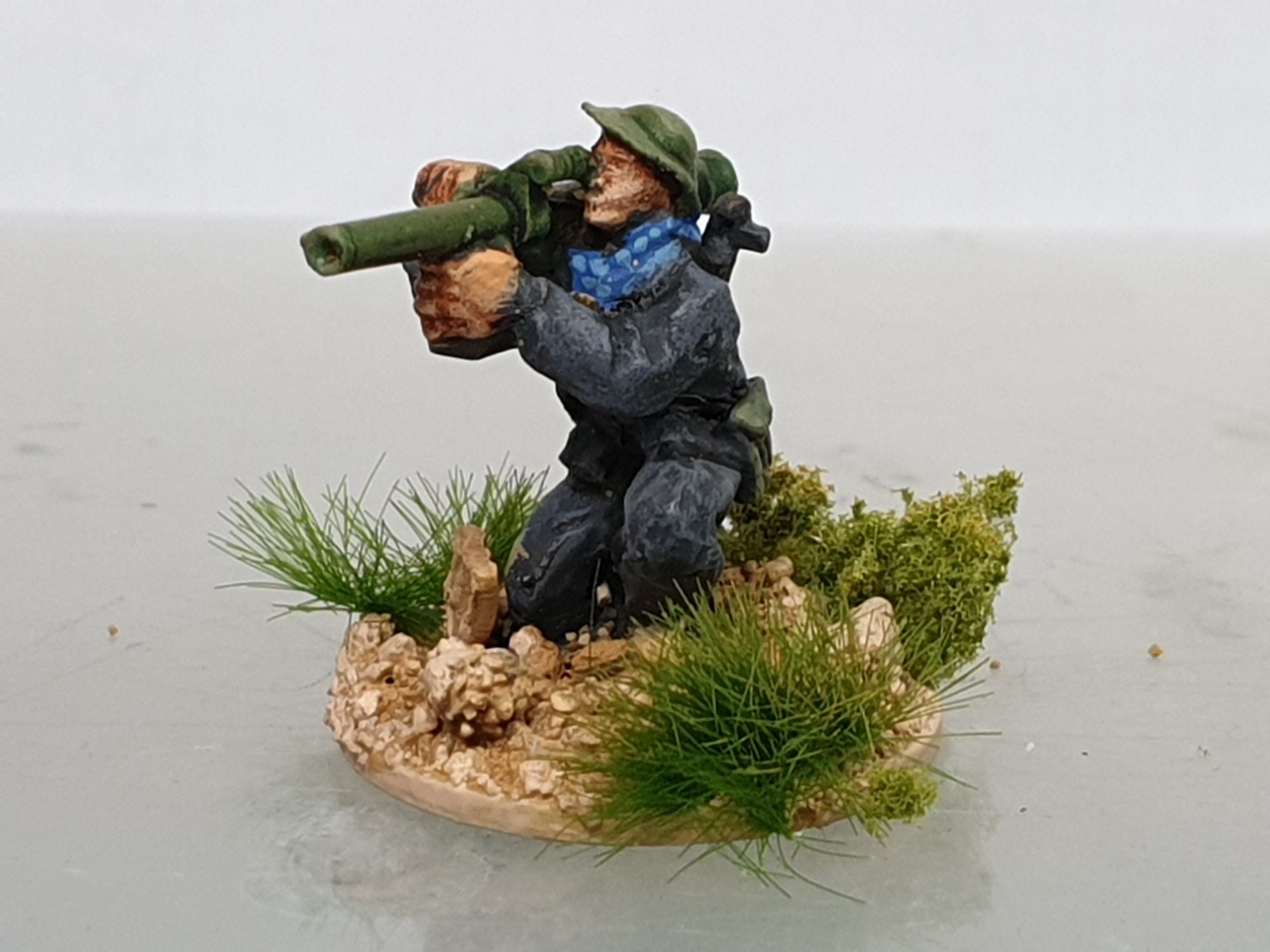 VC18 Viet Cong Recoiless Rifle 75mm M20/Type52 with gunner