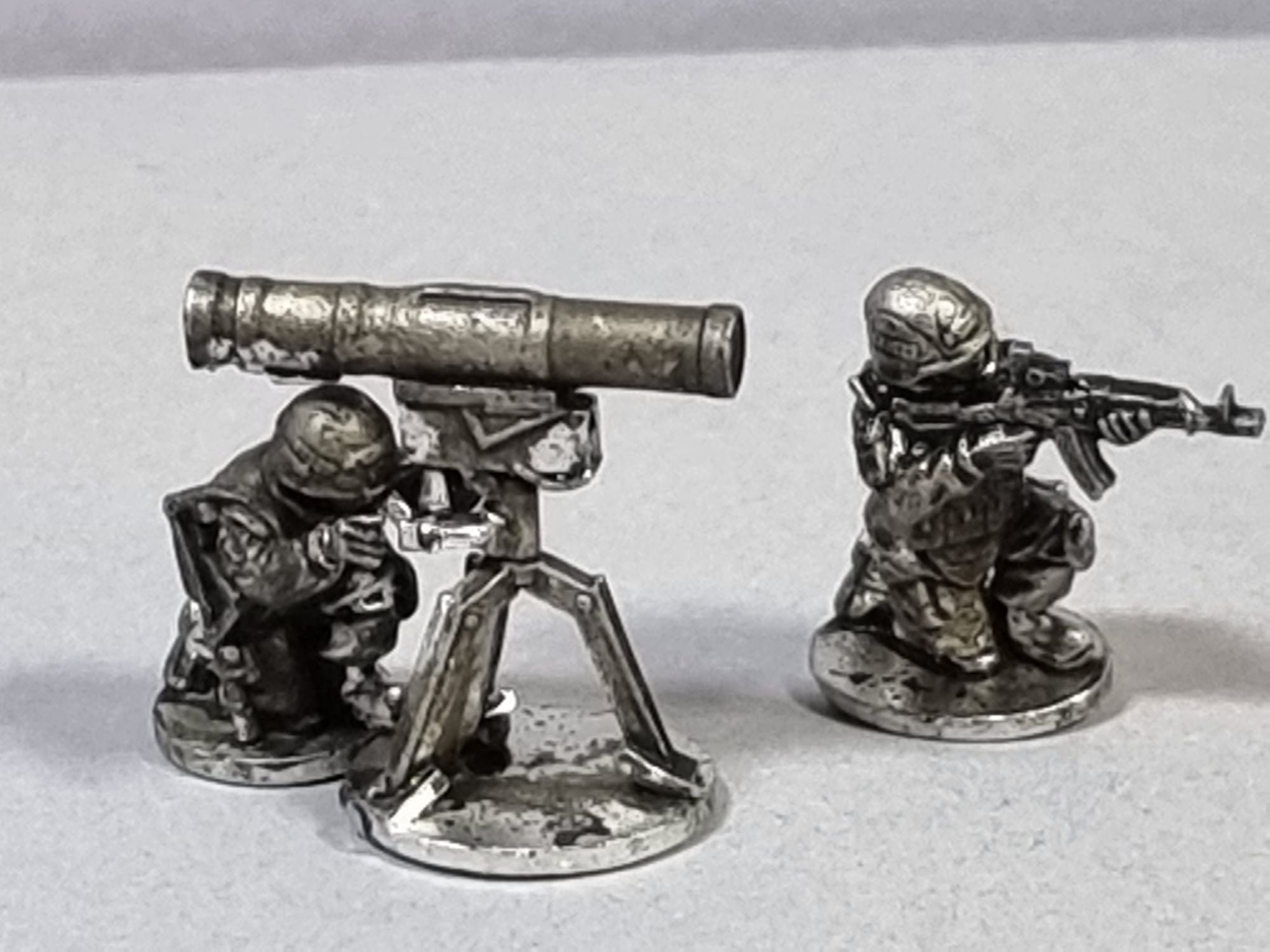 RUS24 Russian Mortar pack in RATNIK kit with 82mm Mortar