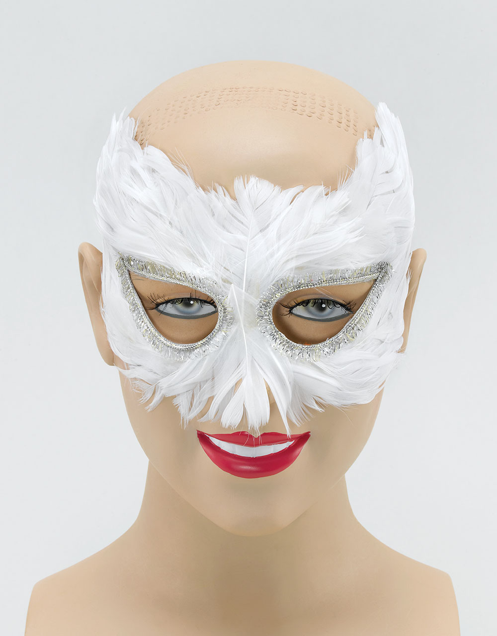 Masquerade mask with feathers