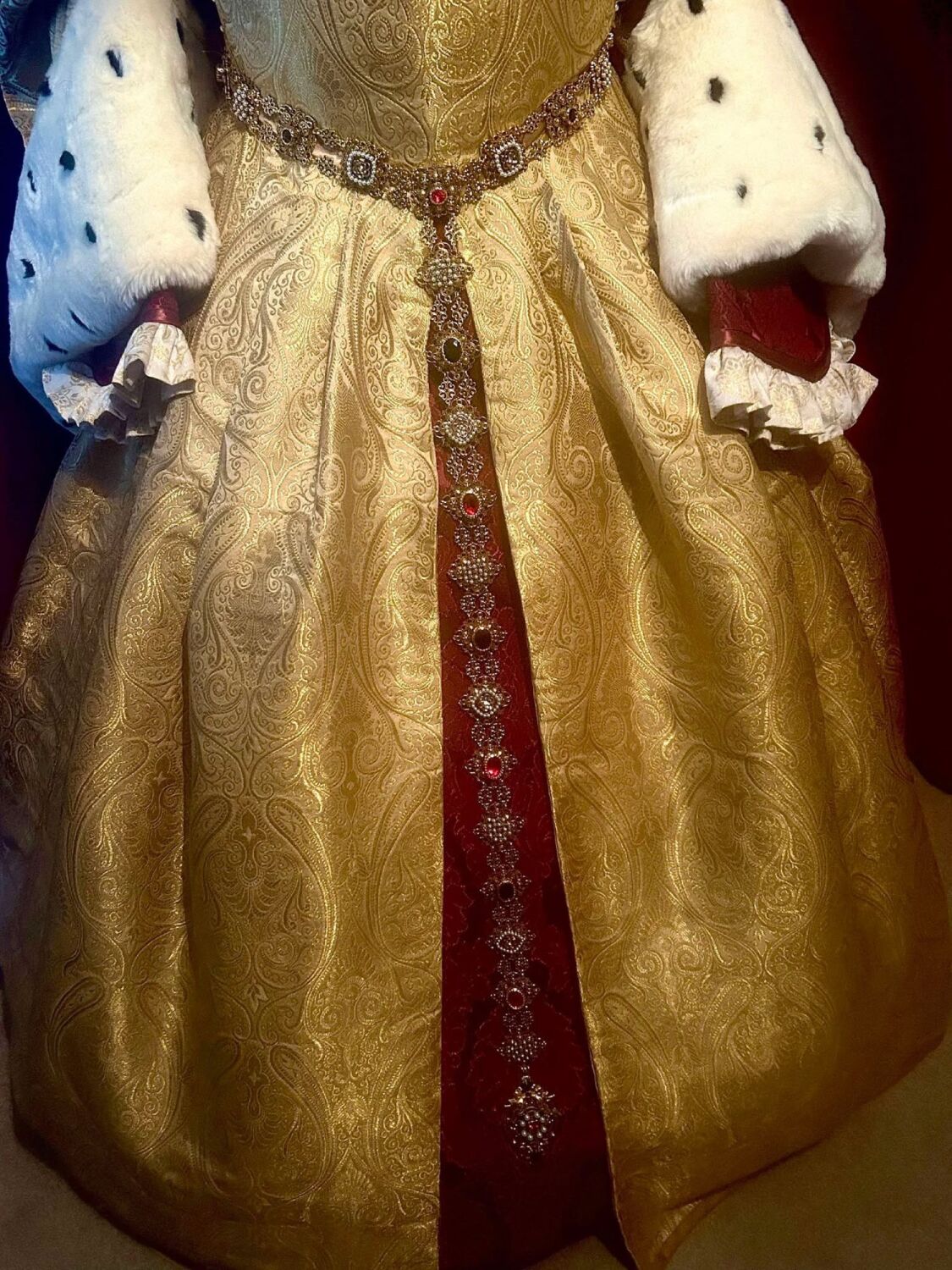 Angel cherubs renaissance Queen girdle belt, Medieval Queen belt ...