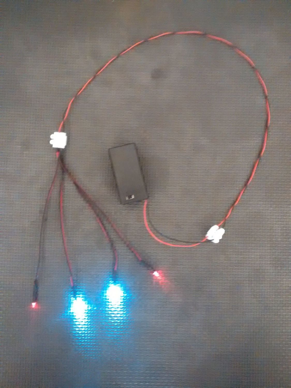 Model Display Car Led Light Kit 3mm x2 Cool White x2 Red - Model ...