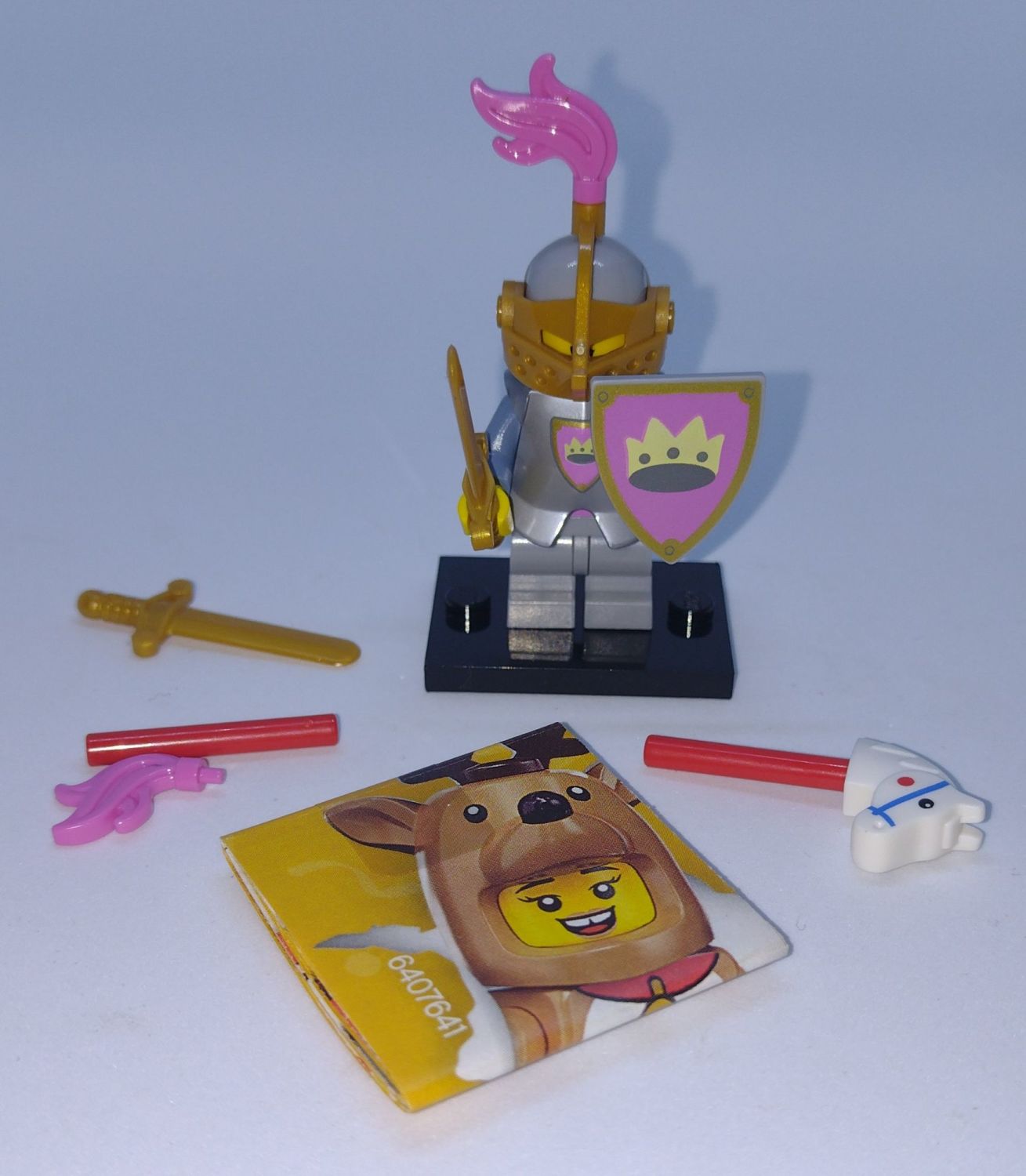 Lego Minifigures Series 23 Knight Of The Yellow Castle - Lego ...