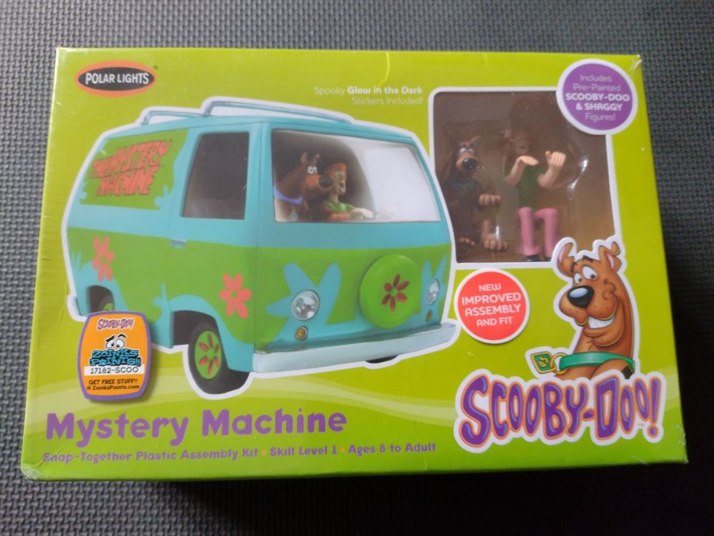 Scooby Doo Mystery Machine 1:25 Scale Model Kit & Free Light Kit Bundle ...