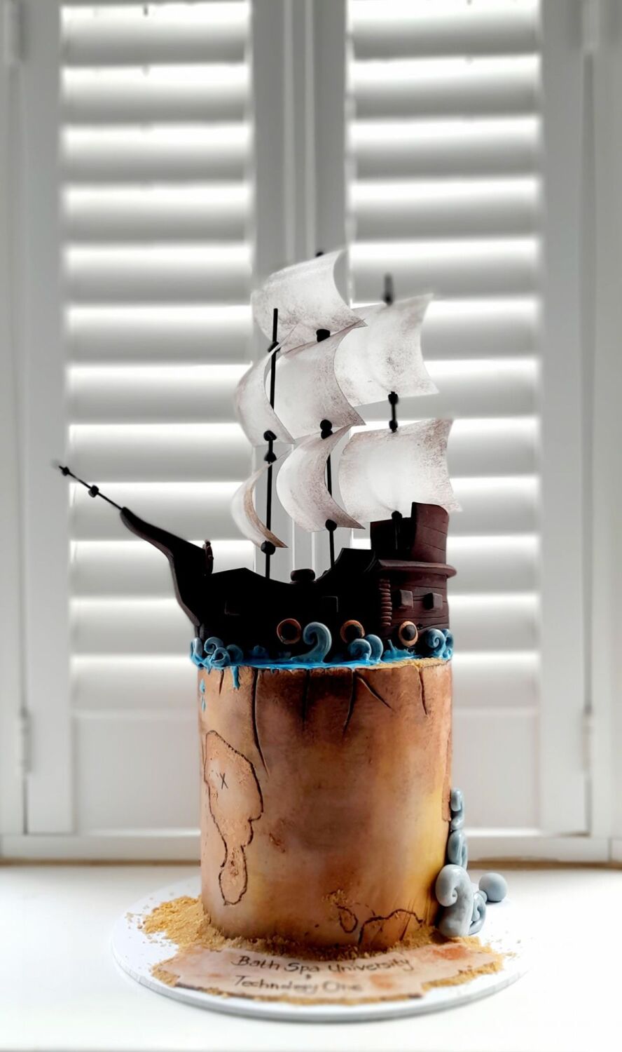 Cake makers in Bath and Bristol, making cakes for large and small ...