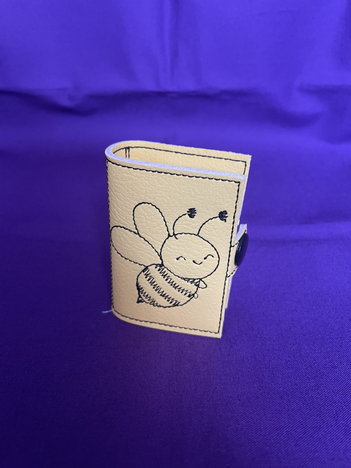 In The Hoop Mini Post It Note Holder Bee Digital Download Machine ...