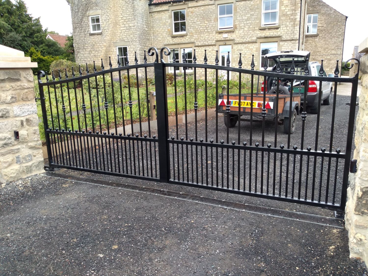 Peter Holmes T/A York Gates