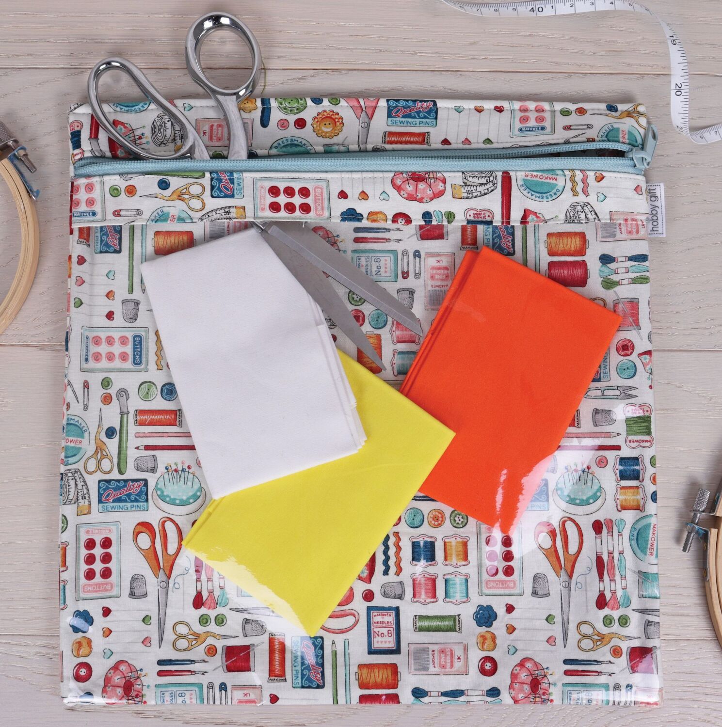 CLEAR FRONT PROJECT POUCH