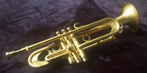 Eclipse - Hayes Online Shop Brass, Woodwind, Pianos, Keyboards and ...