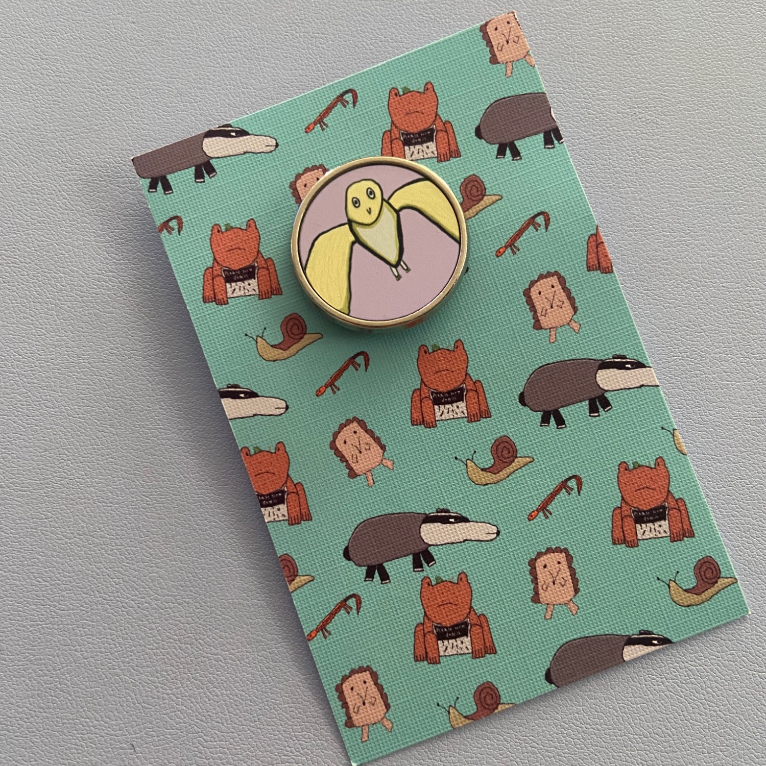 Barn owl pin badge - Designed by Dexter - mustelid_man