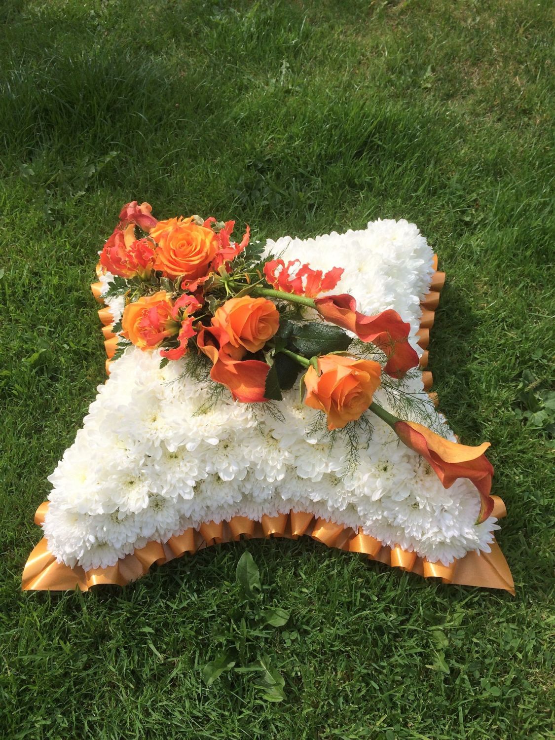 Funeral tribute cushion pillow