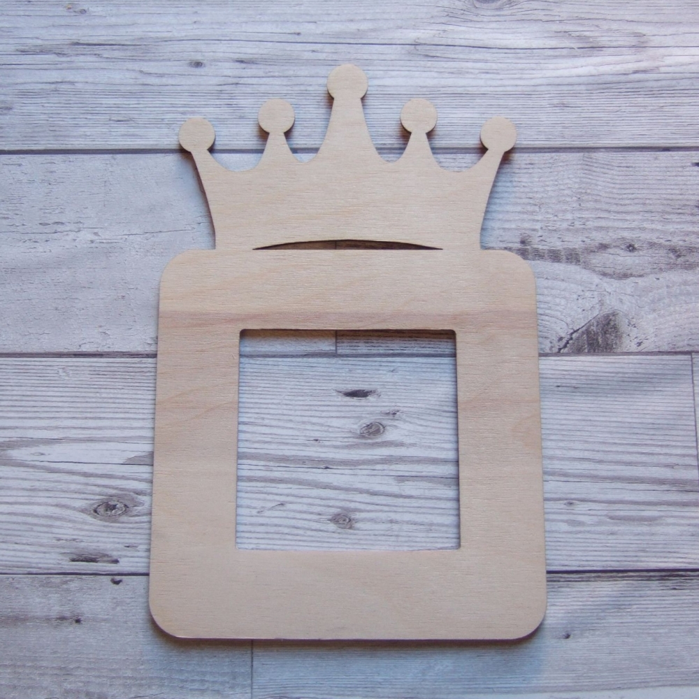 Crown Light Switch Surround