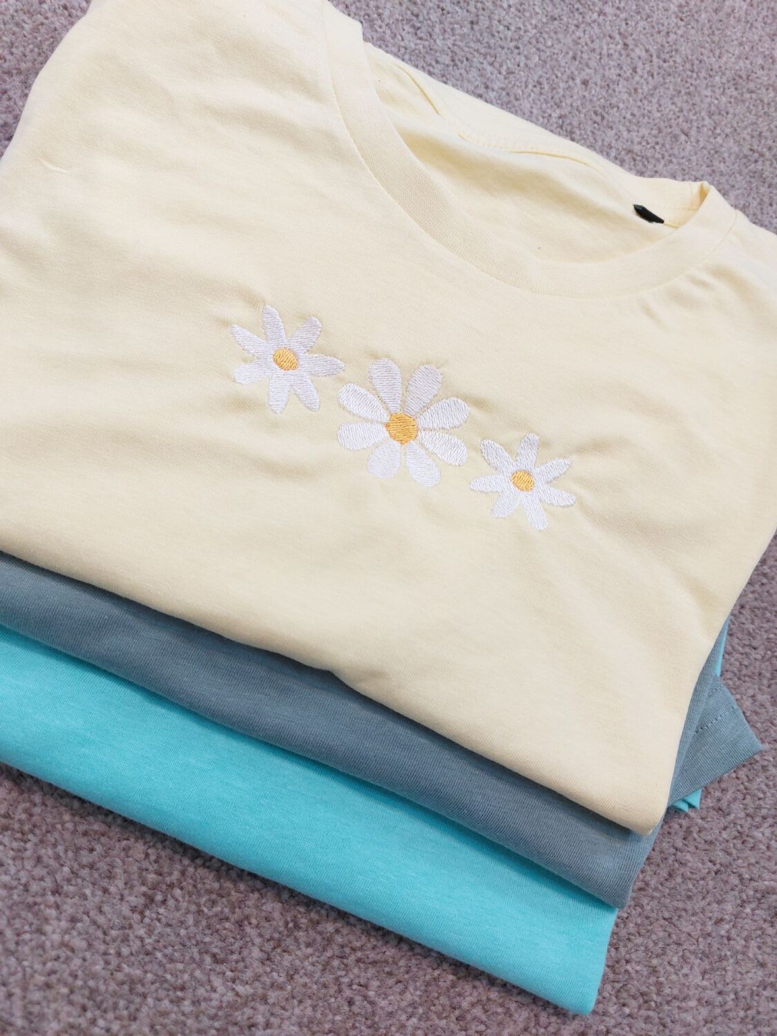 Daisy Embroidered T-Shirt | Women's T-Shirts| Stokie Stitches