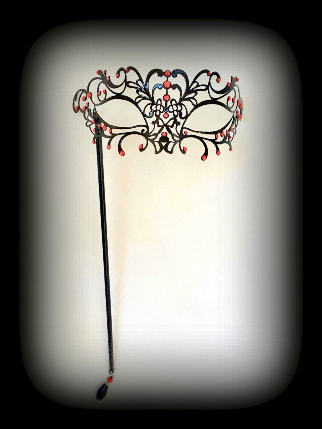 Donna Filigree Mask On A Handle - Red Lust Edition