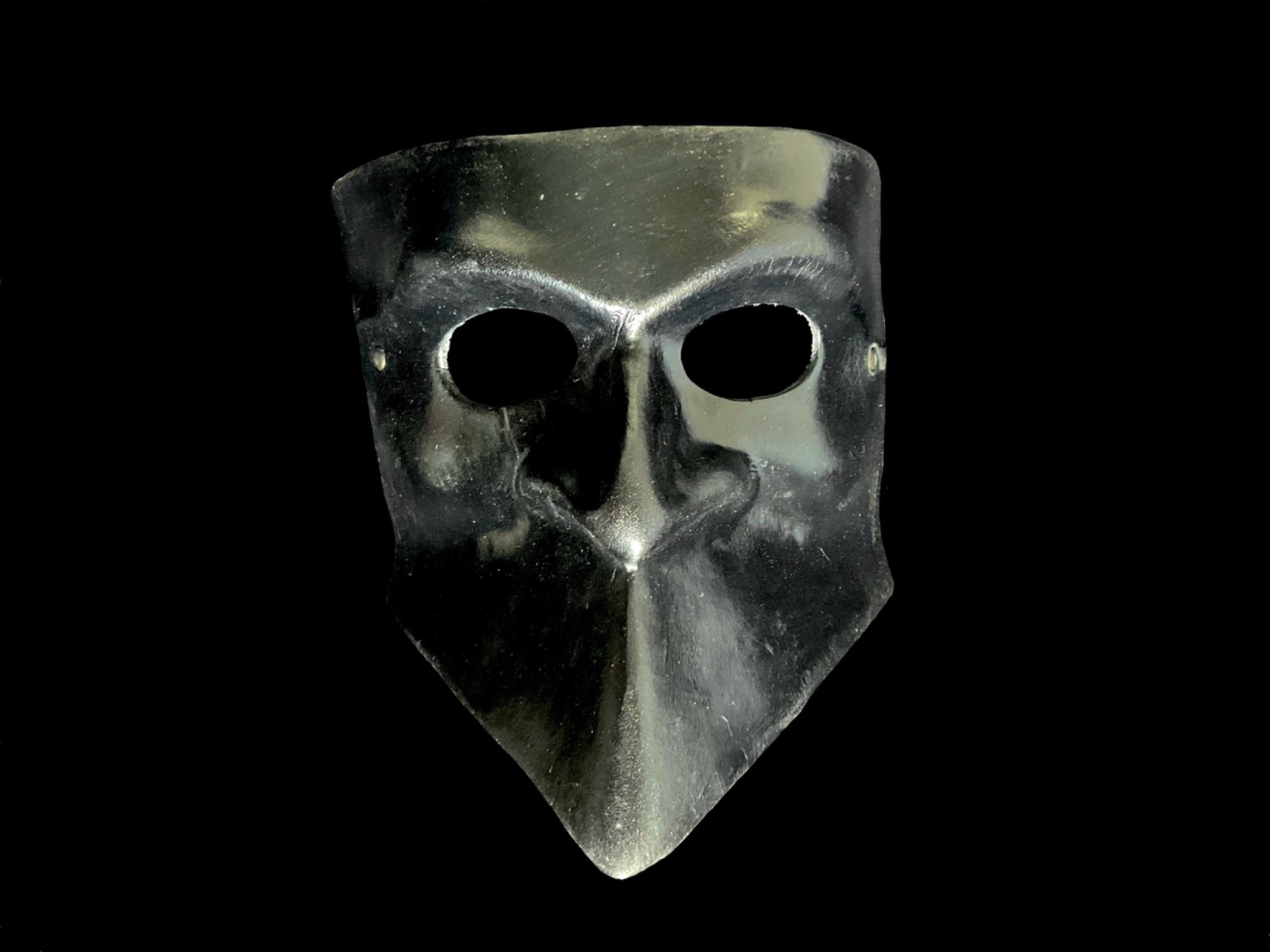 Leather Masks - Dare to Stand Out? | Simply Masquerade