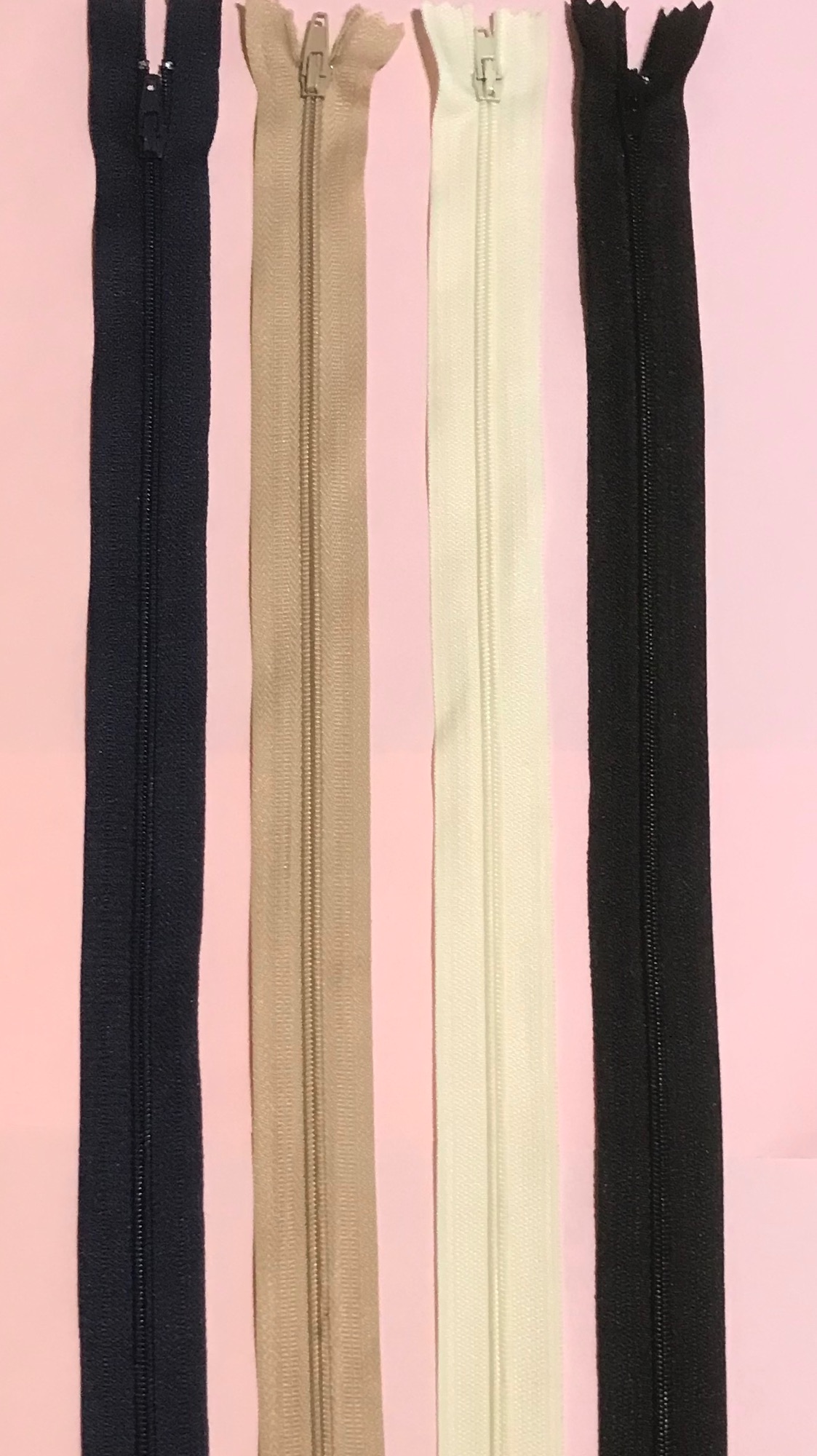 14" Nylon Auto Lock Zip