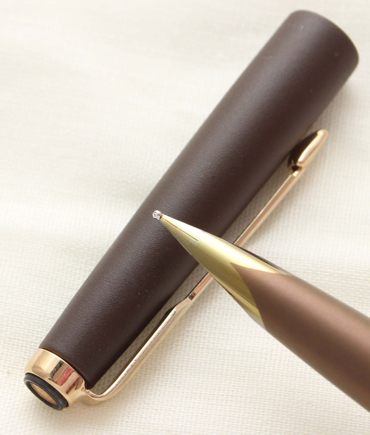 3102 Parker Falcon Fountain Pen, Finished in Matte Brown, Smooth Medium ...