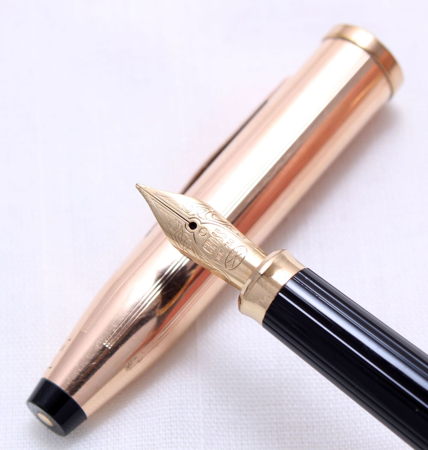 4737 AT Cross 'Century II' Fountain Pen in Rolled Gold, Medium 18ct ...