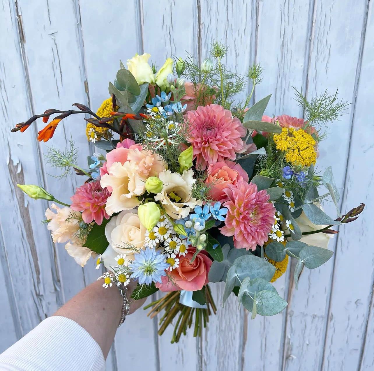 HOME [www.theflowerboutiquemk.co.uk]