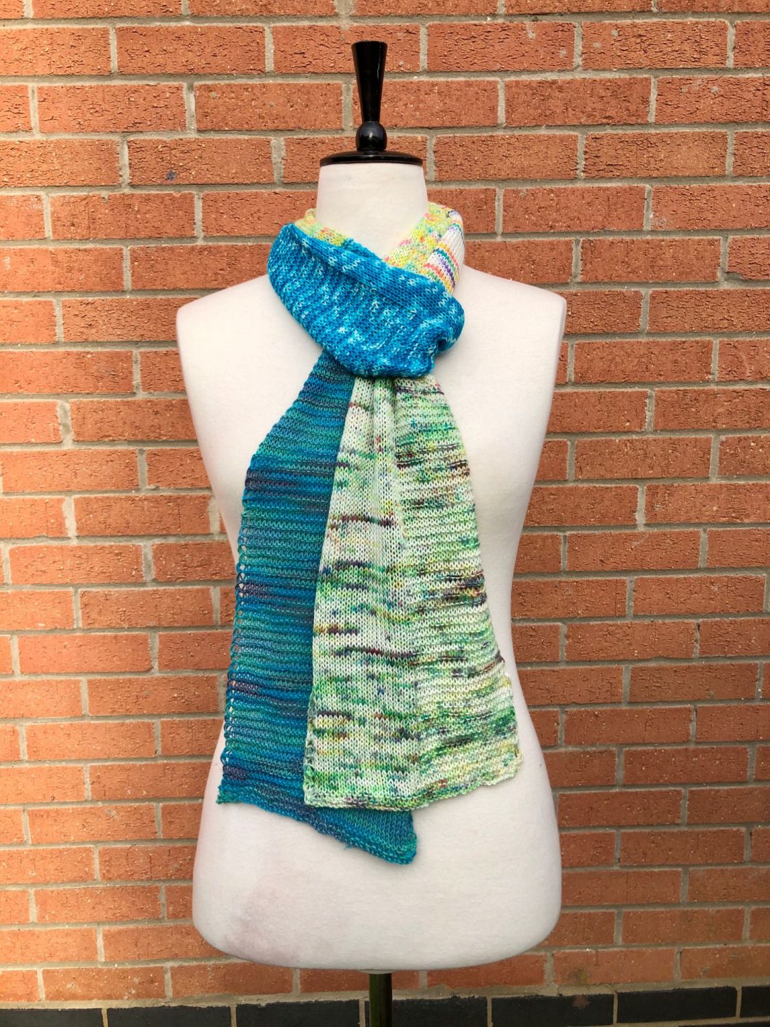 Little Skein Scarf - Free Knitting Pattern