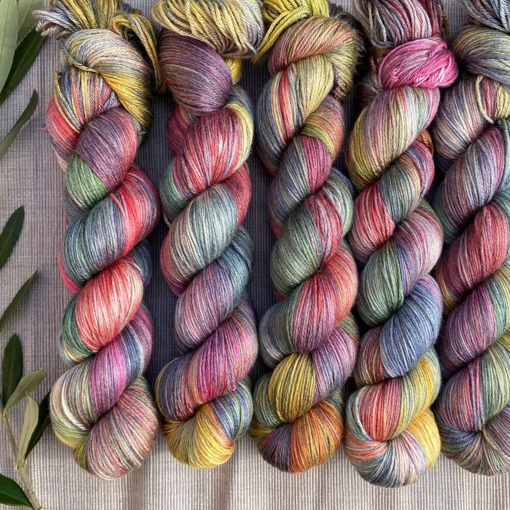 UK Monthly Yarn Club Subscription