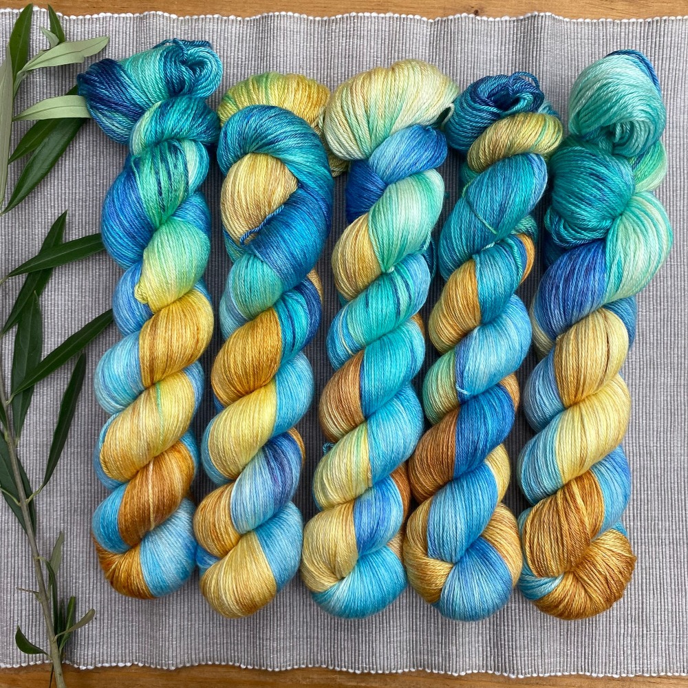 UK Monthly Yarn Club Subscription