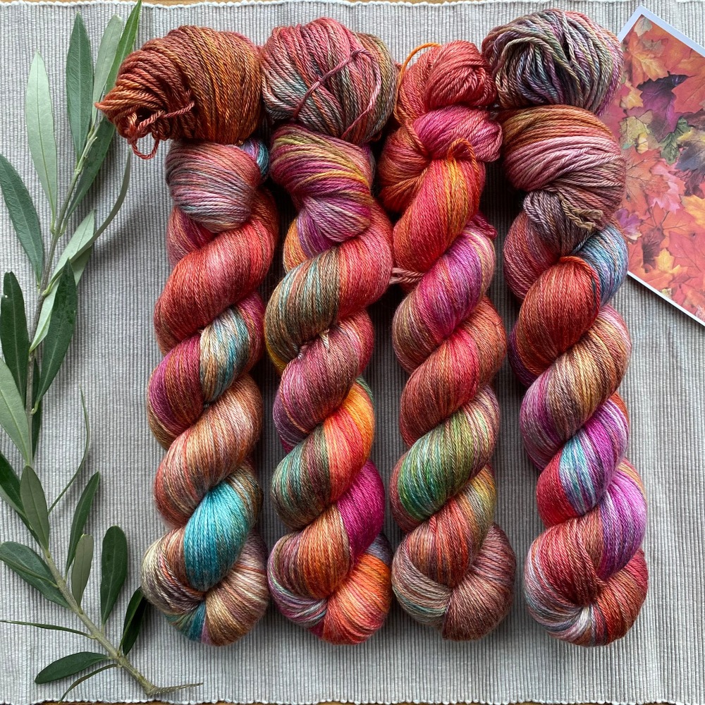 UK Monthly Yarn Club Subscription