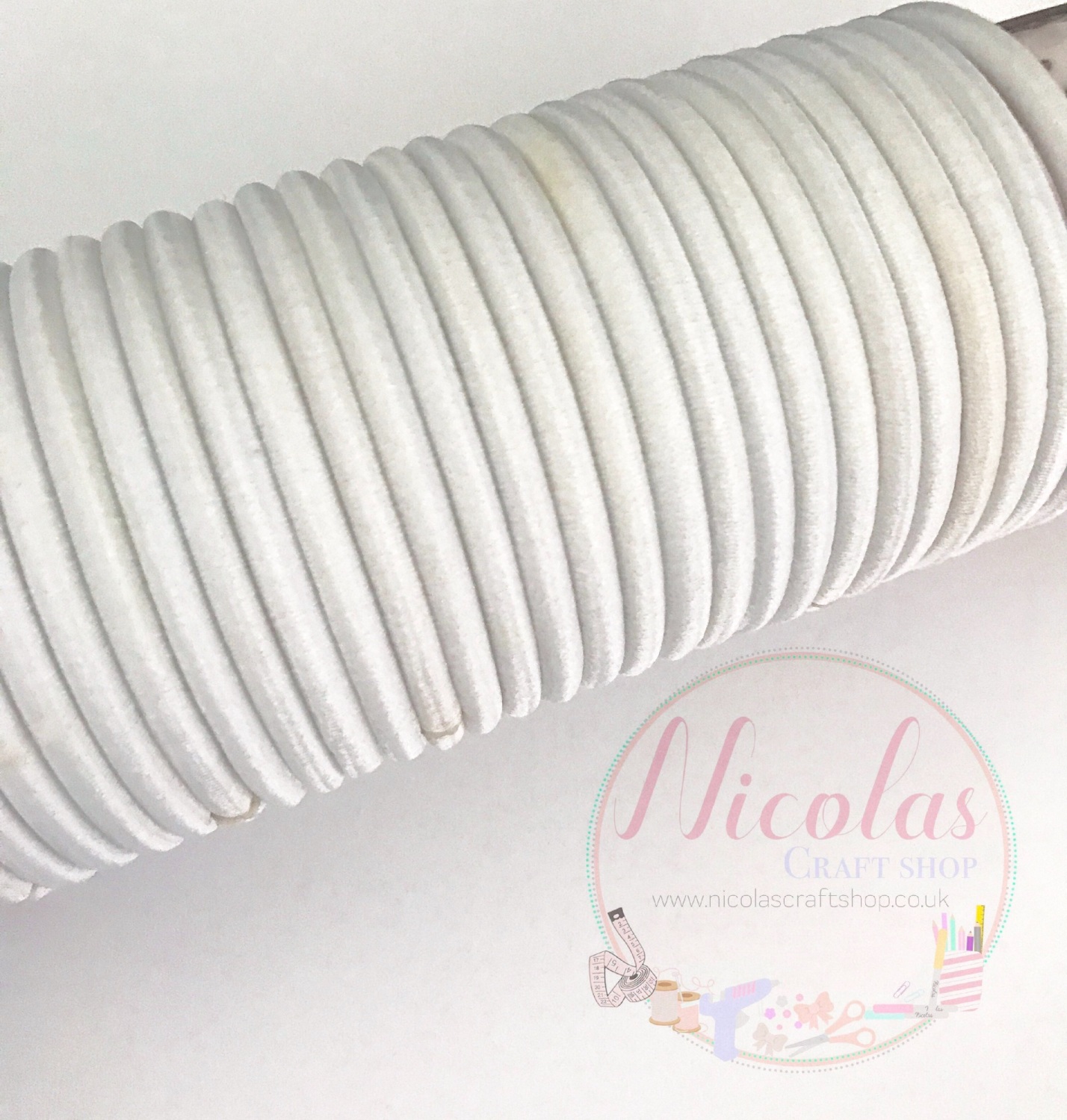 Bobbles white thick snag free