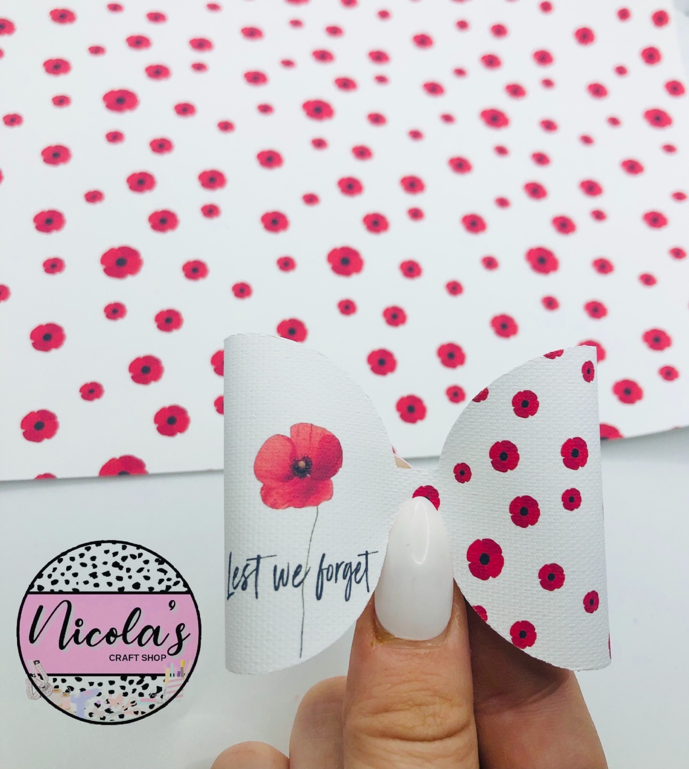 lest we forget poppy collage pre cut bow loop