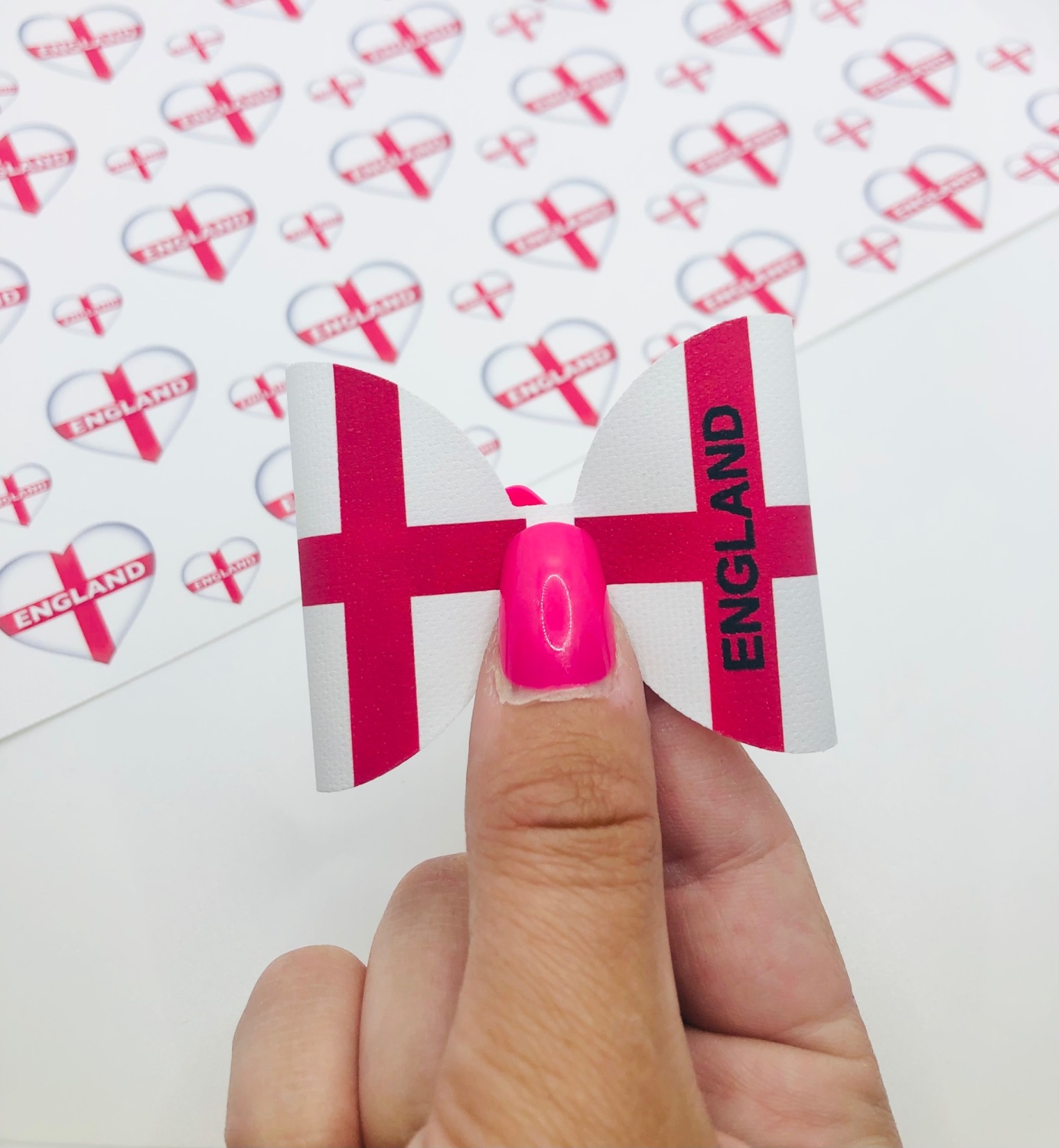 England flag PRE CUT BOW LOOP football