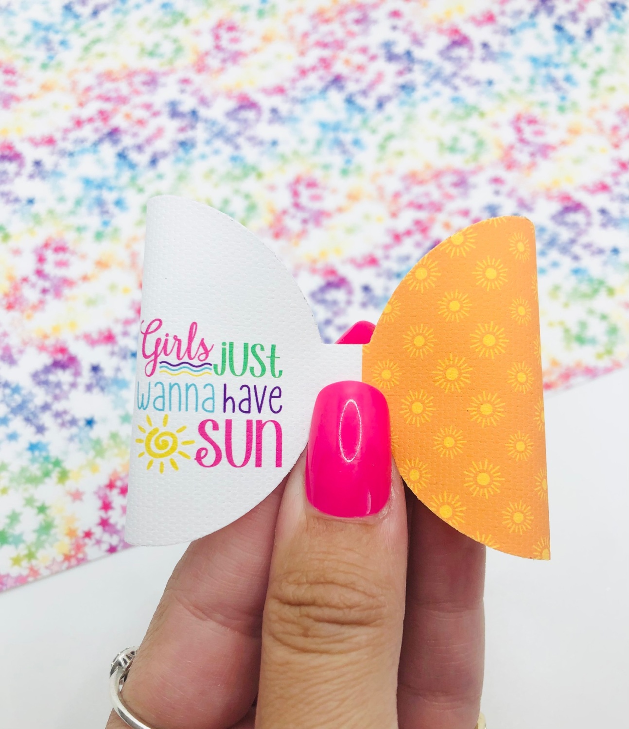 Girls just wanna have sun PRE CUT BOW LOOP