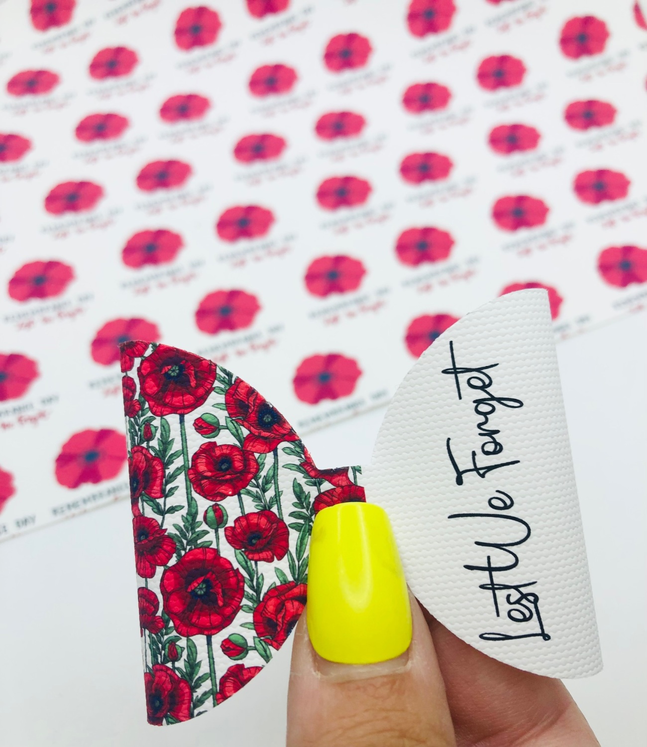 lest we forget poppy collage pre cut bow loop