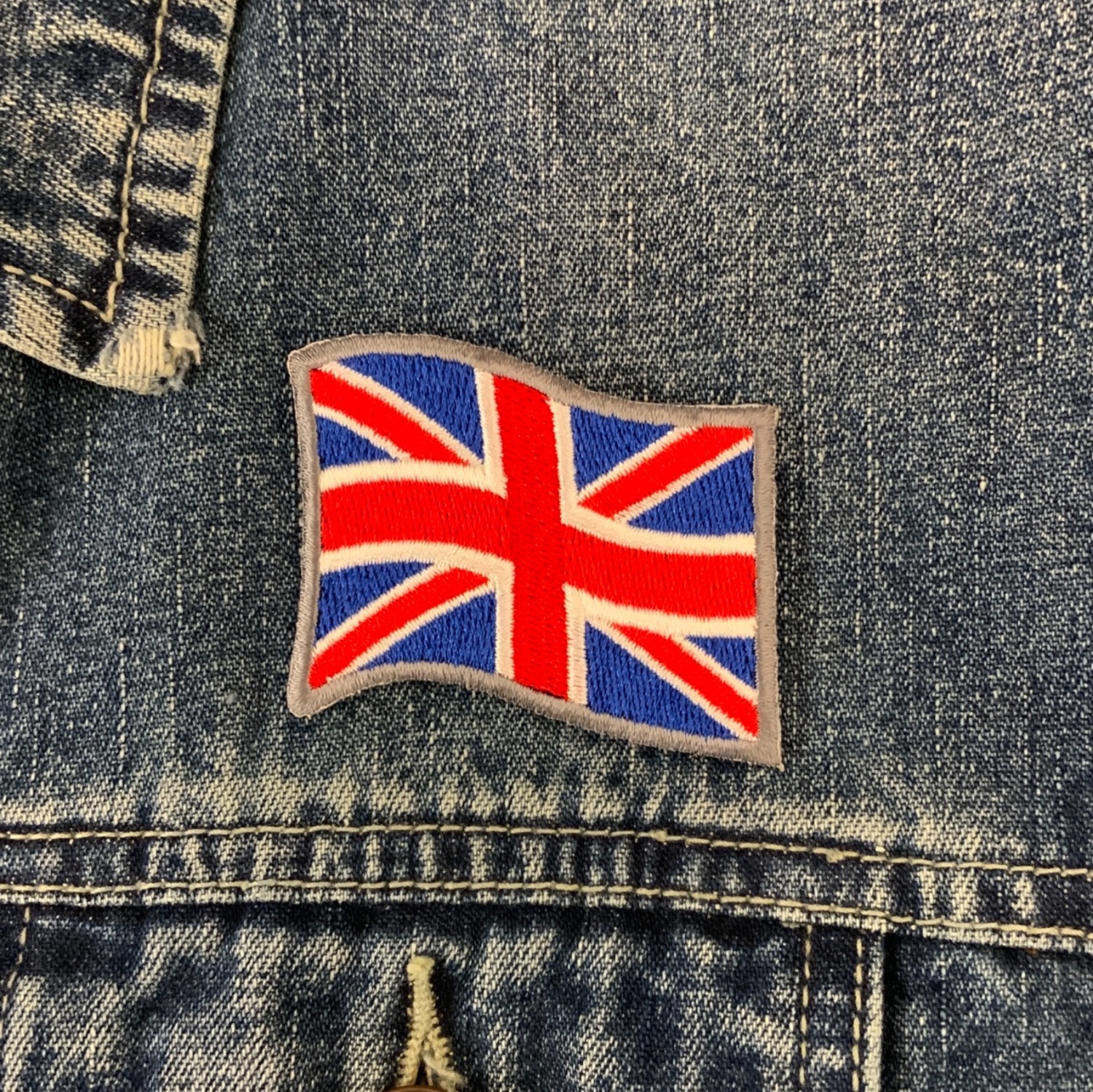 Flags - Iron on and Sew on Patches, Pin Badges & Personalised Gifts ...