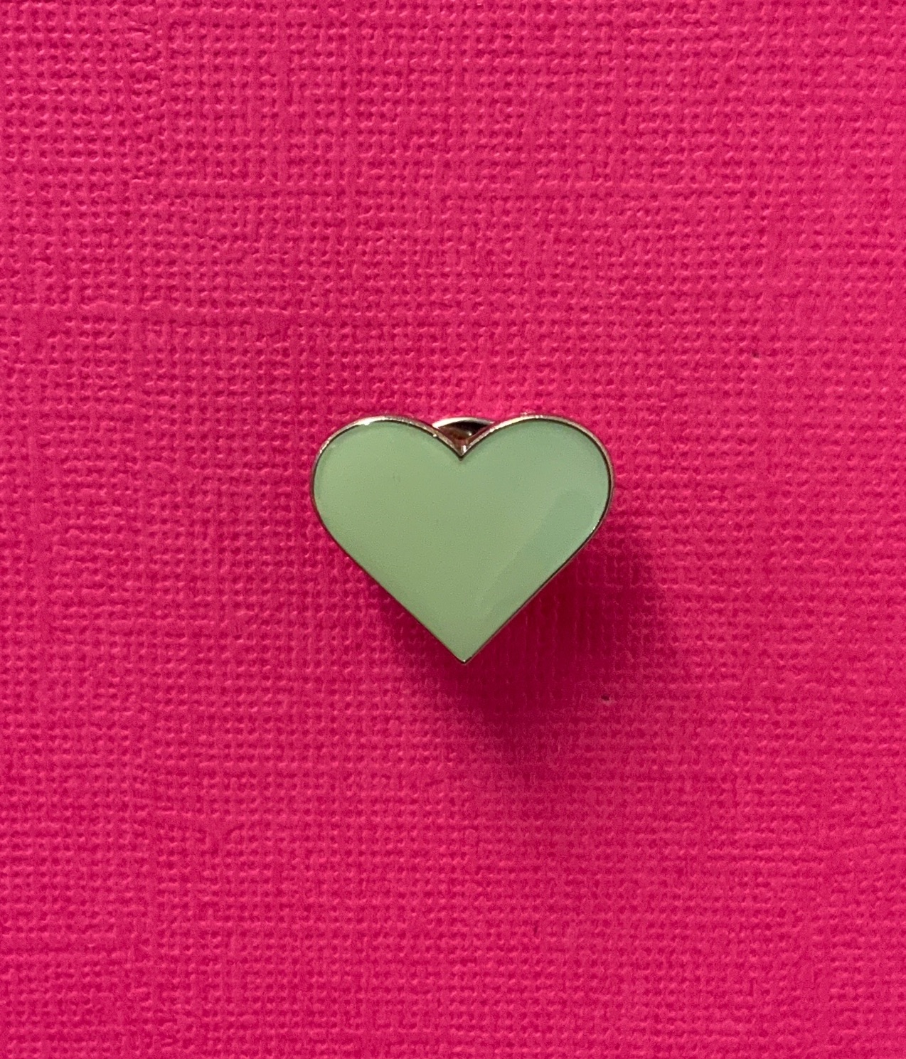 Grey/Silver Heart Metal & Enamel Pin/Lapel Badge