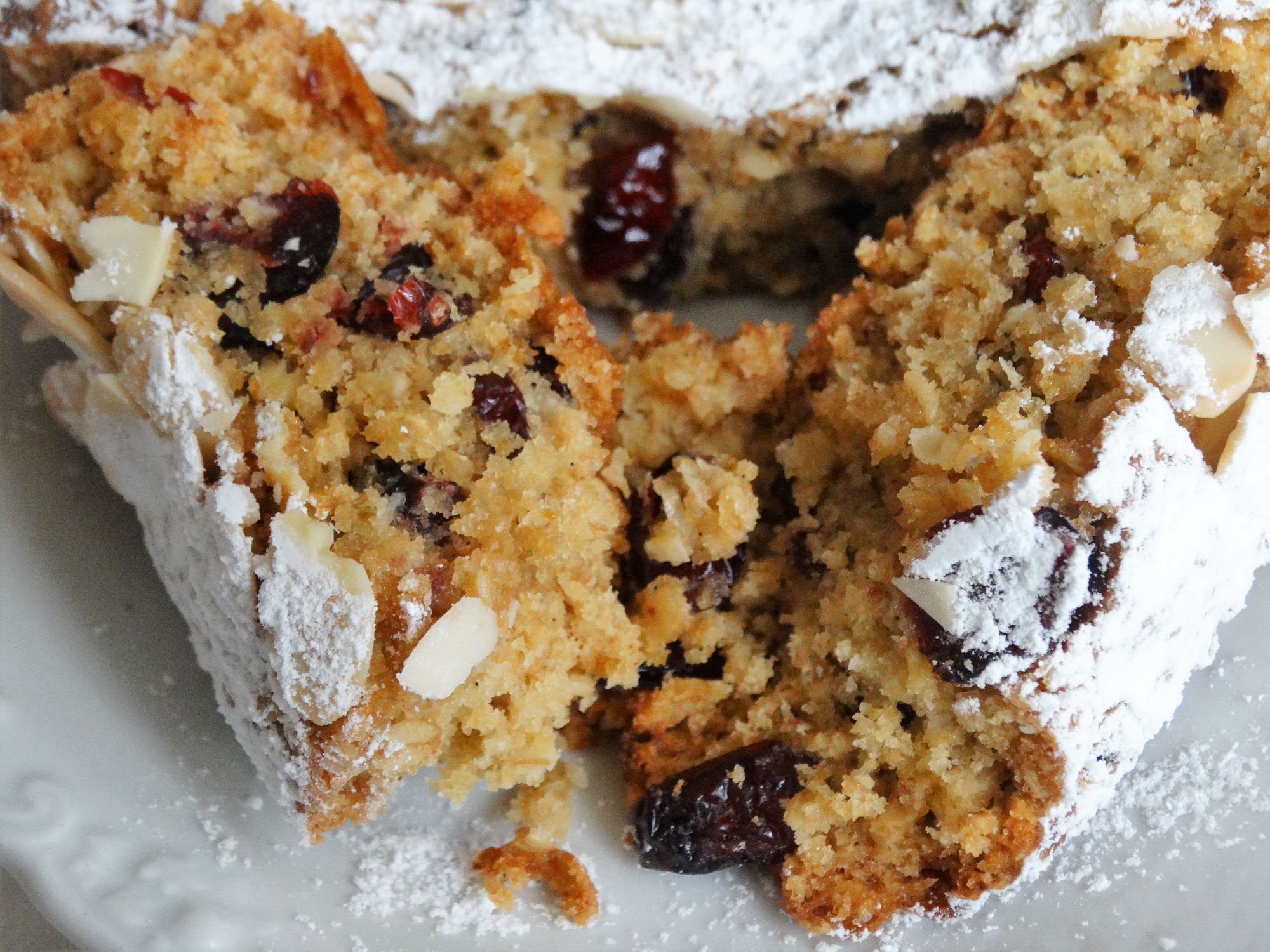 Traditional Easter Simnel Cake Cake For Easter Easter Fruit Cake With ...