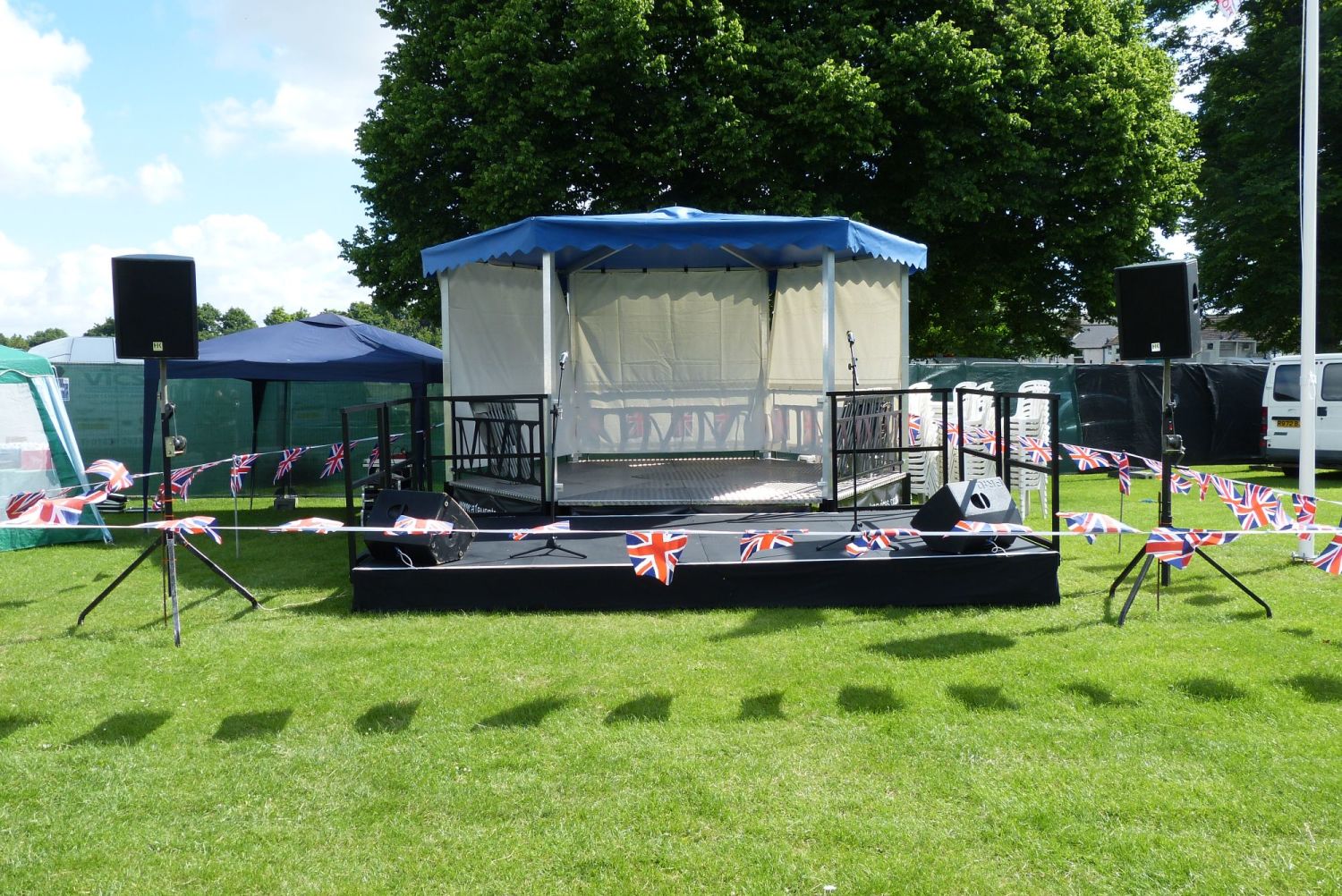 Staging & Trailer Solutions in Kent