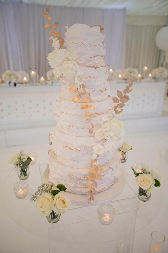 Acrylic Cake Table | Wedding Reception Decorations