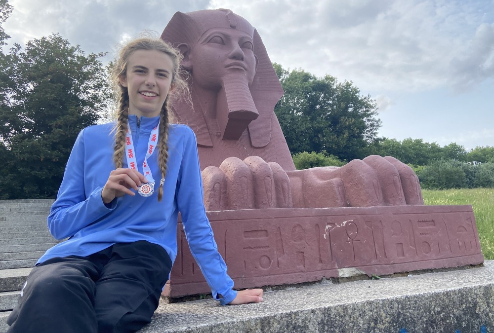 Home [www.horshambluestarharriers.org.uk]