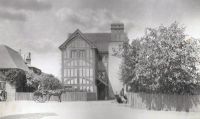 3) Queen Elizabeth Hunting Lodge