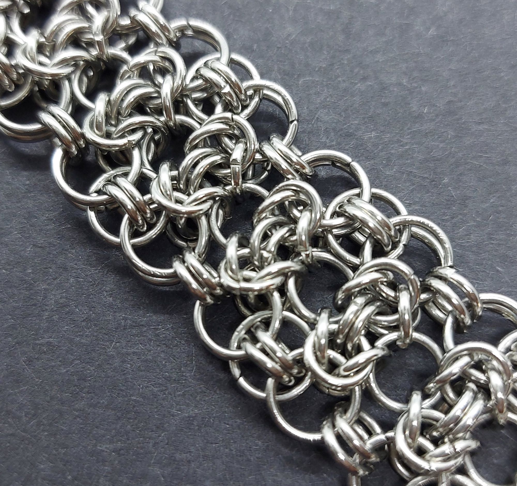 Luxury handmade scented candles, wax melts, diffusers & beautiful handcrafted jewellery. Free ...