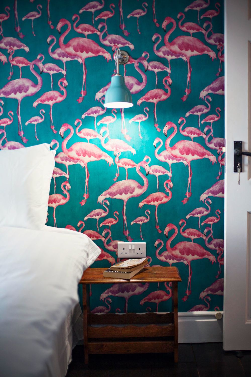 Large luxury holiday home, sleeps 20, hot tub, cinema room, table ...